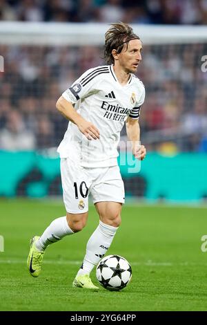 Luka Modric of Ac Milan in action during the Coppa Italia Round of 32 ...