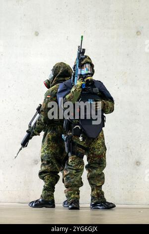 Soldiers from the Chemical, Biological, Radiological, Nuclear (CBRN ...