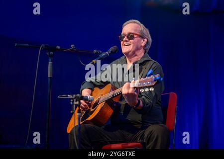 Roy Forbes, aka Bim, concert, Rogue Folk Club, Vancouver, British ...