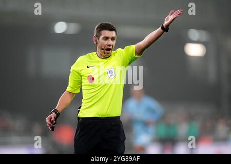 Referee Matt Donohue during the Sky Bet Championship match between ...