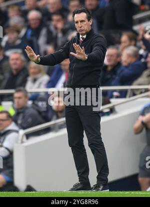 Unai Emery Manager Of Aston Villa gestures during the Newcastle United ...