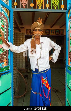 India, North Gujarat. Rabari, Rabbani, Savoda, Mandal tribes people ...
