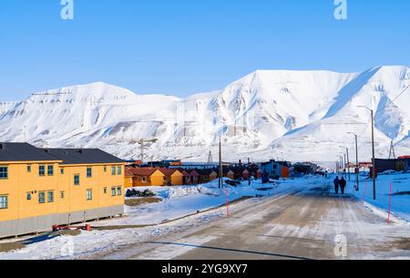 The high street. Longyearbyen, the capital of Svalbard on the island of ...