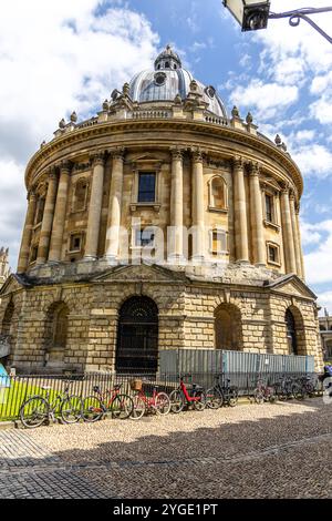 Oxford , UK - June 5, 2024: Oxford Radcliffe Library Building Stock ...