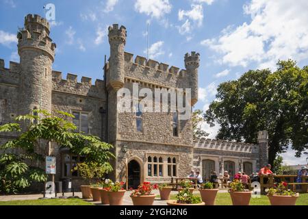 England, Kent, Whitstable, Whitstable Castle and Gardens Stock Photo ...