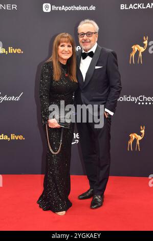 Wolfgang Stumph mit Ehefrau Christine Stumph bei der 30. Verleihung der ...