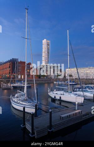 Malmö, Sweden - Turning residential tower by Santiago Calatrava, Västra ...