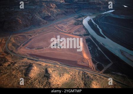 Aerial of a pile of uranium tailings, Moab, Utah, USA Stock Photo - Alamy