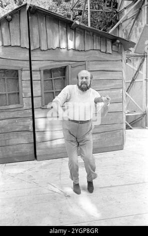 Anatevka open-air performance with Shmuel Rodensky in Zurich 1969 ...