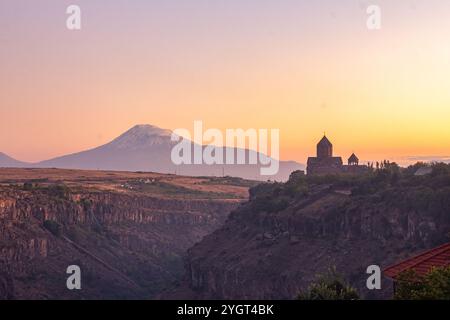 Beautiful View of Ararat and Hovhannavank monastery. Medieval church ...