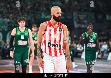 Evan Fournier of Olympiacos Piraeus in action during the 2024/2025 ...