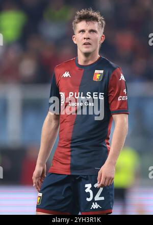 Morten Frendrup of Genoa Cfc looks on during the Serie A match beetween ...