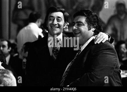 Argentine TV, film and theater actors Alberto Olmedo (left) and Jorge ...