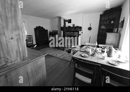 Dining room of an 1860's American Home in Appomattox Stock Photo - Alamy