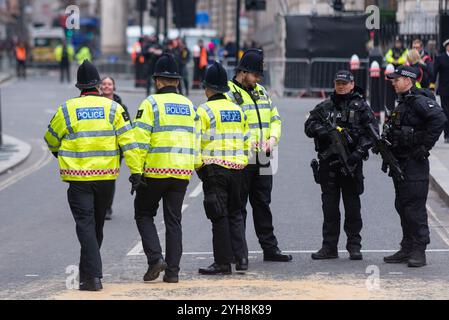 Armed City of London police officers patrol the capital's street's ...