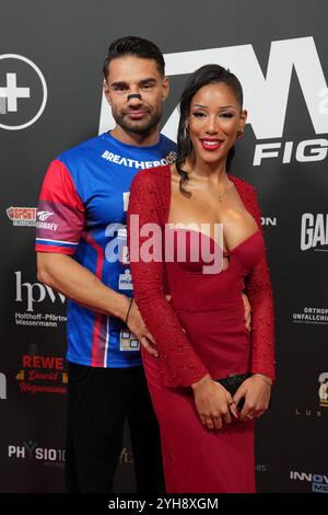 Aleks Petrovic mit Freundin Vanessa Nwattu beim KAMPF DER REALITYSTARS ...