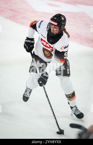 Landshut, Germany. 06th Nov, 2024. Ice hockey, women: Nations ...
