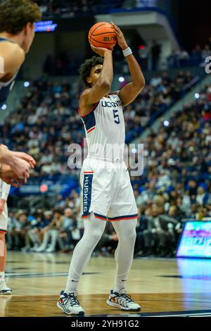 UConn center Tarris Reed Jr. celebrates after scoring against Oklahoma ...