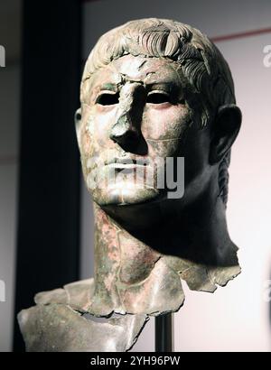 Lucius Cornelius Pusio, roman senator. Statue was offered by the ...