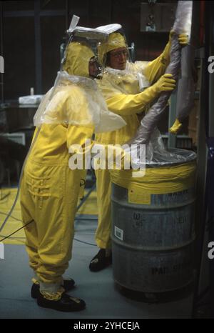 Sorting low-level radioactive waste, South Carolina, USA Stock Photo ...