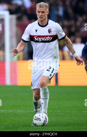Jens Odgaard of Bologna FC in action during the Serie A football match ...