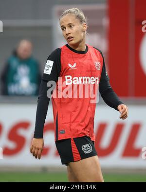 Juliette Vidal (Bayer 04 Leverkusen, 56), Chiara Hahn (TSG 1899 ...