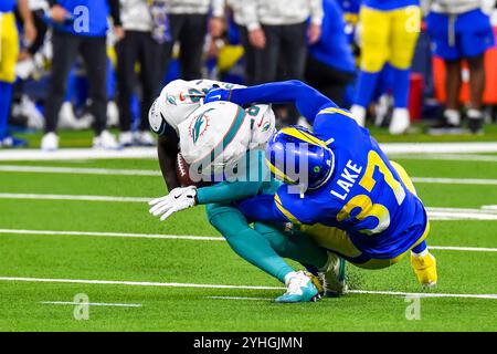 Los Angeles Rams safety Quentin Lake (37) runs during an NFL football ...