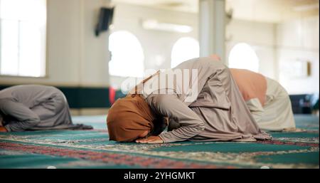 Islamic, bow or women in mosque to worship for Palestine, gratitude and ...