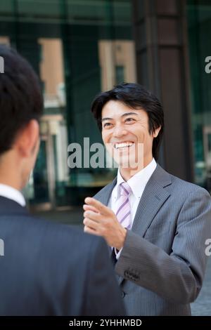 Supervisor having a meeting with his subordinate Stock Photo - Alamy