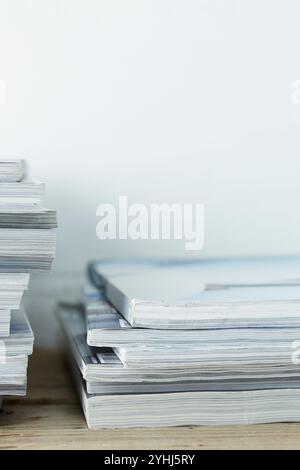 Side of stack of magazines Stock Photo - Alamy