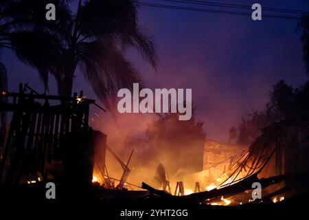 Camarillo, California, USA. 6th Nov, 2024. Mountain Fire exploded in ...