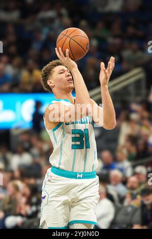 Charlotte Hornets forward Tidjane Salaun (31) shoots over Milwaukee ...