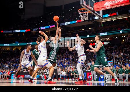 Michigan State's Jeremy Fears Jr. shoots during an NCAA college ...