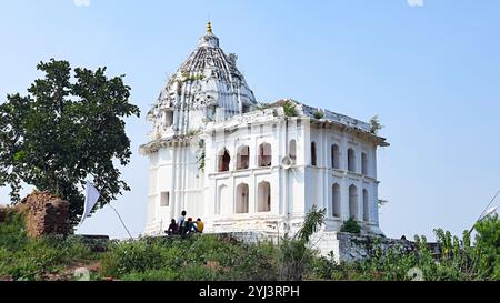 View of Rupni Mandir, dedicated to Lord Shiva, located in Kachhagawan ...