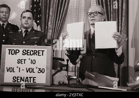 Presentation of Secret Papers at Senator Ellender's office. USA. 28 ...