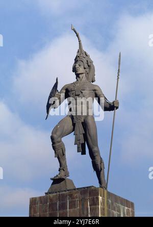 MONUMENTO A CUAUHTEMOC ULTIMO EMPERADOR AZTECA. Author: CARLOS ESPINO ...