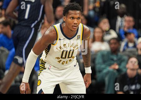 Indiana Pacers forward Bennedict Mathurin (00) plays against the ...