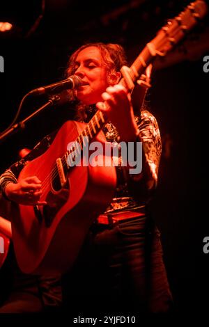 Edinburgh, Scotland. Thu 14 November 2024. Acclaimed Irish folk singer ...