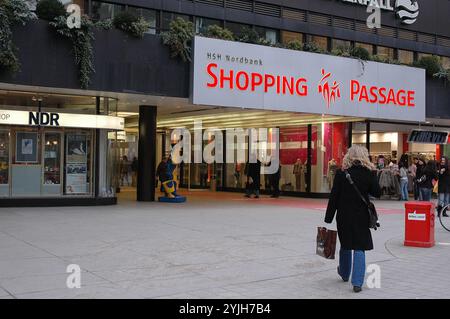 Vattenfall shopping passage mall in Hamburg Germany March 8,2006 (Photo ...