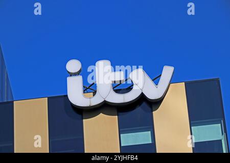 ITV logo mon building, Media City, Salford Quays Stock Photo - Alamy