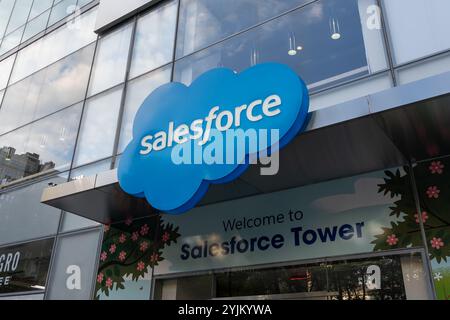 Salesforce logo at its Corporate office in New York, NY, USA Stock ...