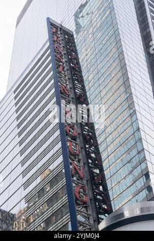 Ernst & Young building at 5 Times Square, Manhattan, New York City, USA ...