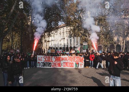 Manifestazione degli studenti “No Meloni Day”. Torino, Italia - 14 ...
