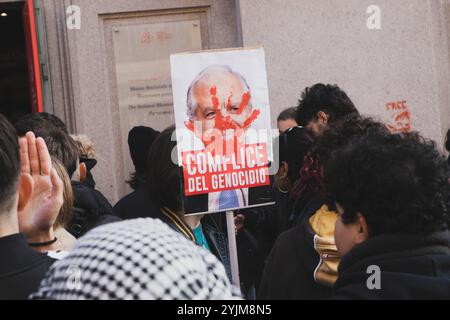 Manifestazione degli studenti “No Meloni Day”. Torino, Italia - 14 ...