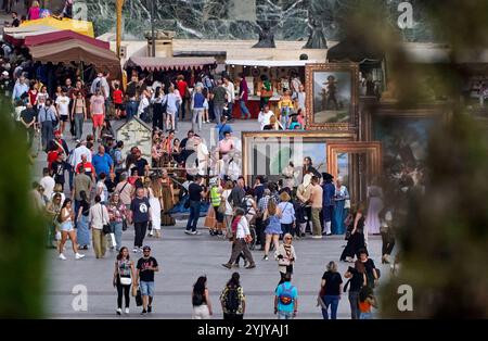 At the central city square in Zaragoza Stock Photo - Alamy