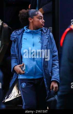 Khiara Keating of Manchester City FC warms up during the UEFA Women's ...