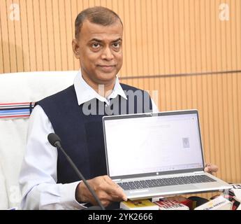 PATNA, INDIA - NOVEMBER 16: Chairman of Bihar Dharmik Nyas Board ...