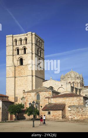 Spain Castilla Leon Zamora Cathedral Stock Photo - Alamy