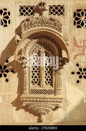 Traditional window in palace of Rajasthan. Heritage artwork of India ...