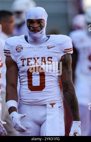 Texas wide receiver DeAndre Moore Jr. (0) in action during an NCAA ...